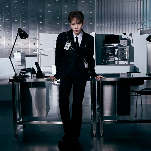 KEY - TONGUE TIED [LIMITED] (UNREALISTIC VERSION)